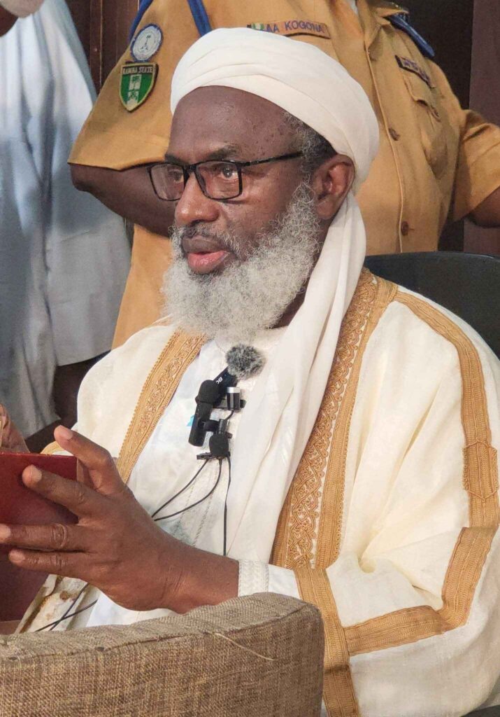 Sheikh Gumi Biography, Age, Wife, Tribe, Net Worth - Charge9ja
